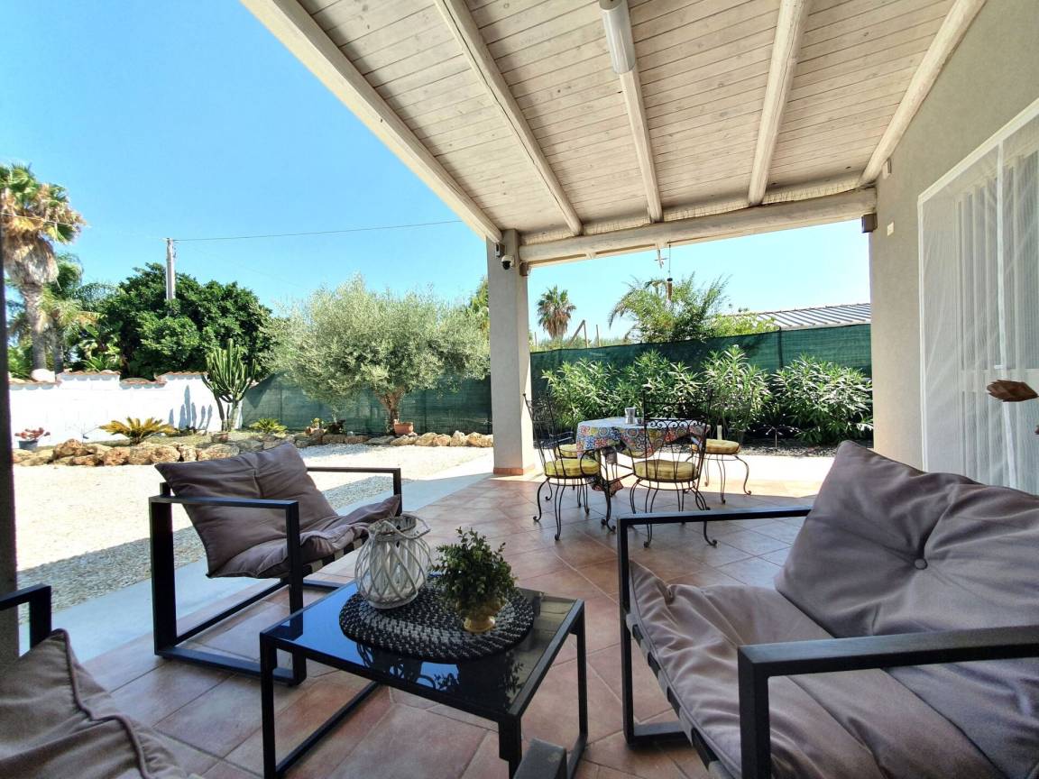 110 M² Villa ∙ 3 Habitaciones ∙ 6 Huéspedes - Marzamemi
