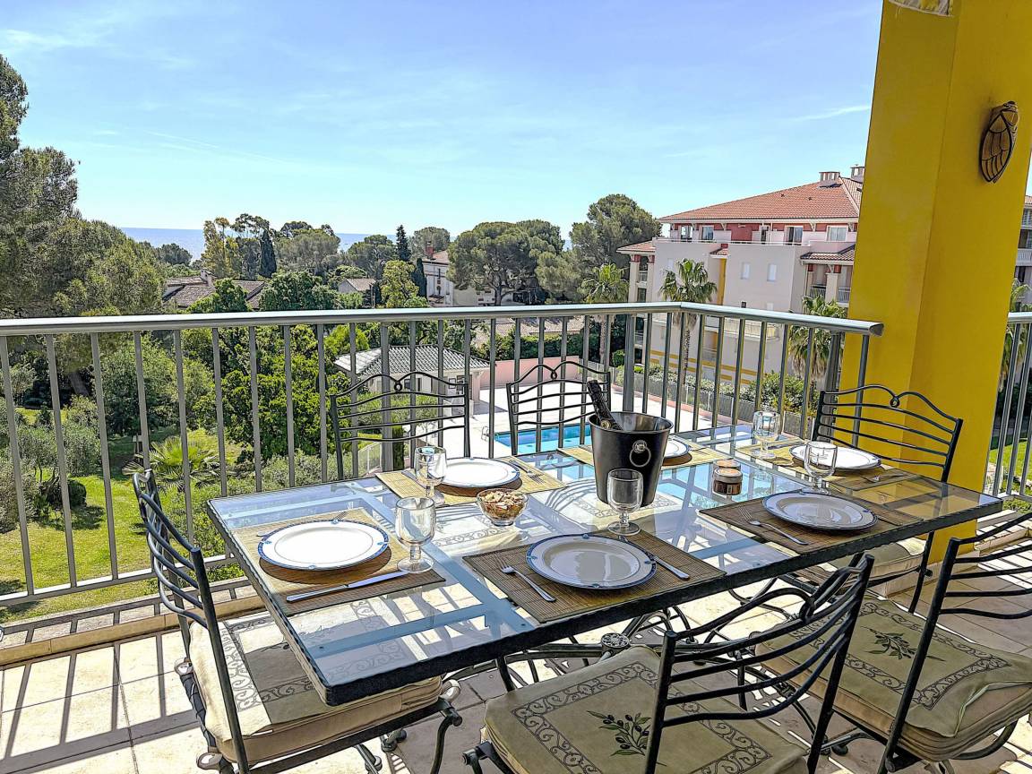 53 M² Huis ∙ 1 Slaapkamer ∙ 4 Gasten - Puget-sur-Argens