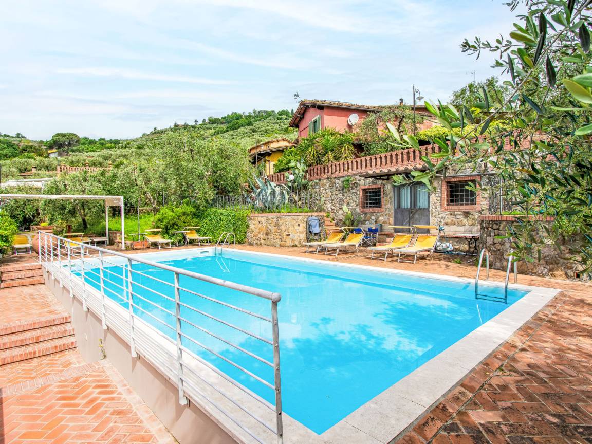35 M² Huis ∙ 1 Slaapkamer ∙ 2 Gasten - Pistoia