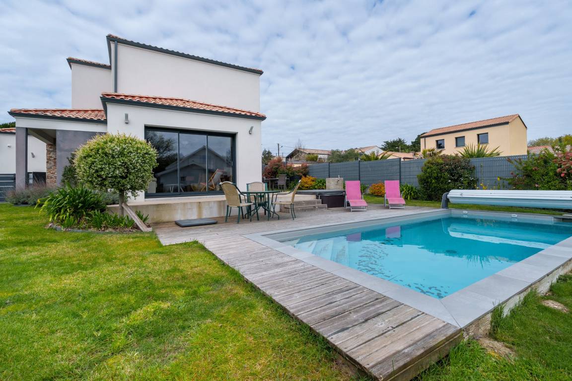 120 M² Maison De Vacances ∙ 4 Chambres ∙ 8 Personnes - La Plaine-sur-Mer