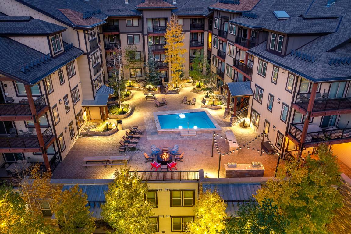 House ∙ 2 Bedrooms ∙ 6 Guests - Winter Park, CO