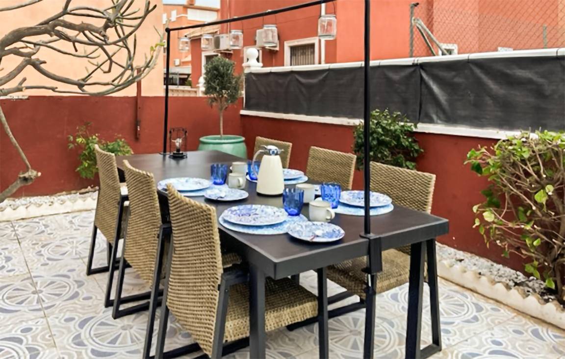 88 M² Casa ∙ 3 Habitaciones ∙ 6 Huéspedes - Almoradí