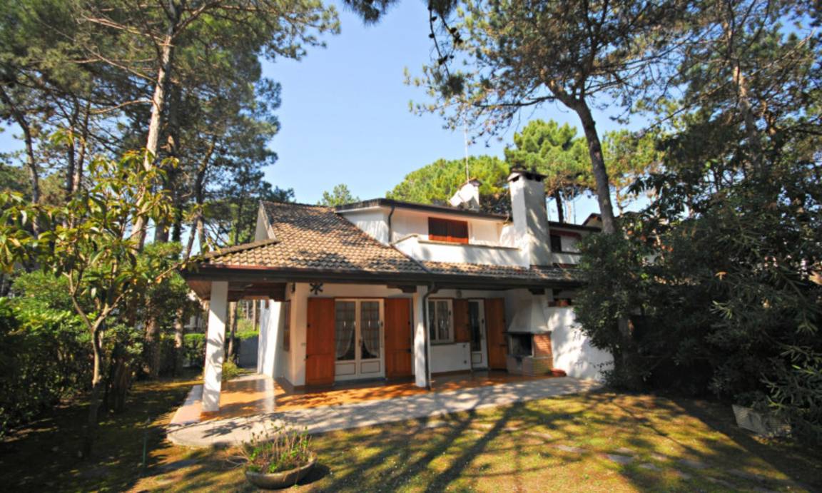 110 M² Villa ∙ 4 Bedrooms ∙ 7 Guests - Lignano Sabbiadoro