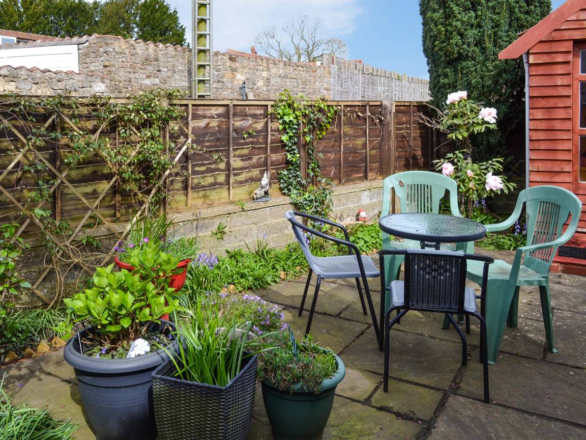 Cottage ∙ 2 Bedrooms ∙ 3 Guests - Lincoln
