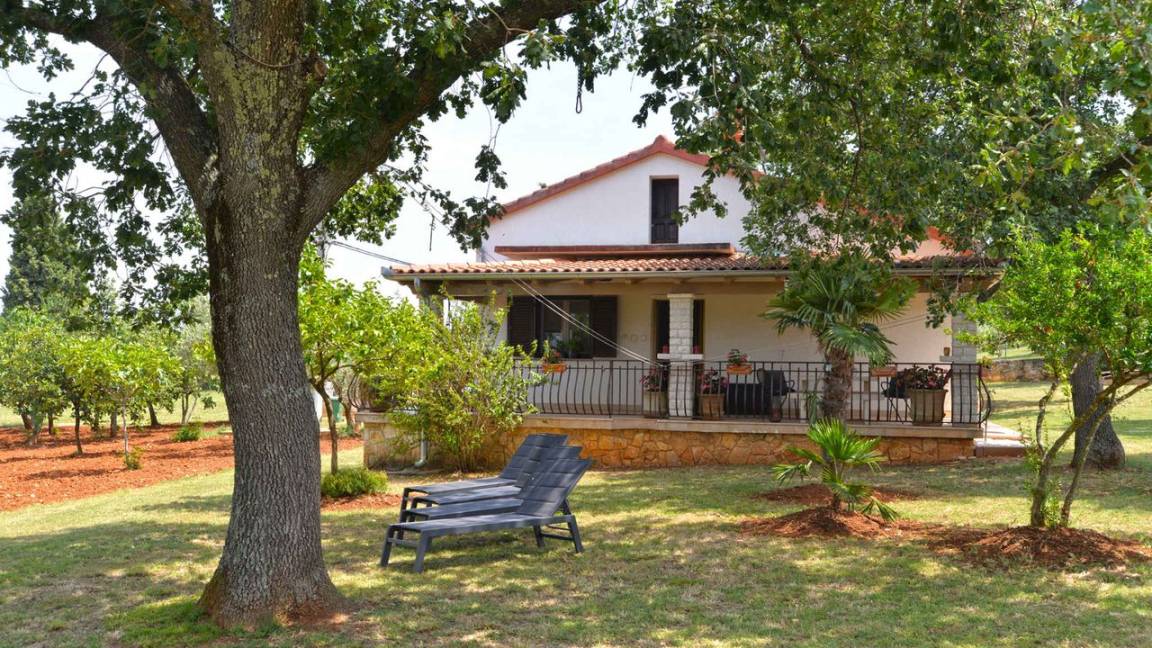 70 M² House ∙ 2 Bedrooms ∙ 4 Guests - Rovinj