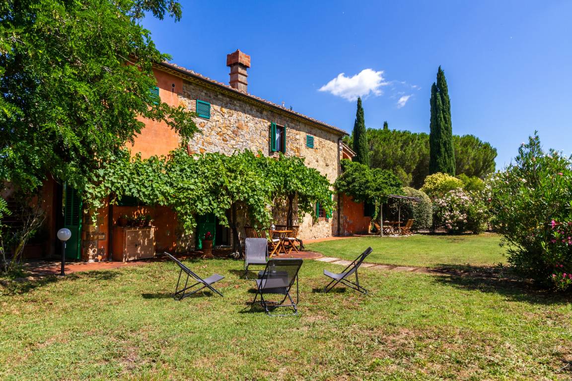 80 M² House ∙ 2 Bedrooms ∙ 4 Guests - Follonica