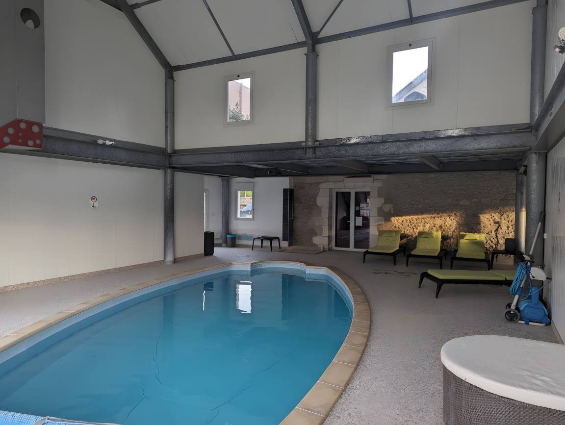 75 M² Appartement ∙ 2 Chambres ∙ 5 Personnes - Montrichard