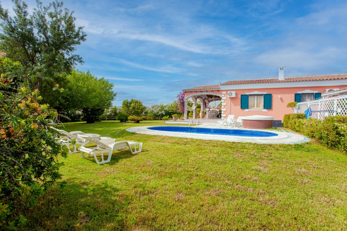 120 M² Villa ∙ 2 Slaapkamers ∙ 5 Gasten - Orosei
