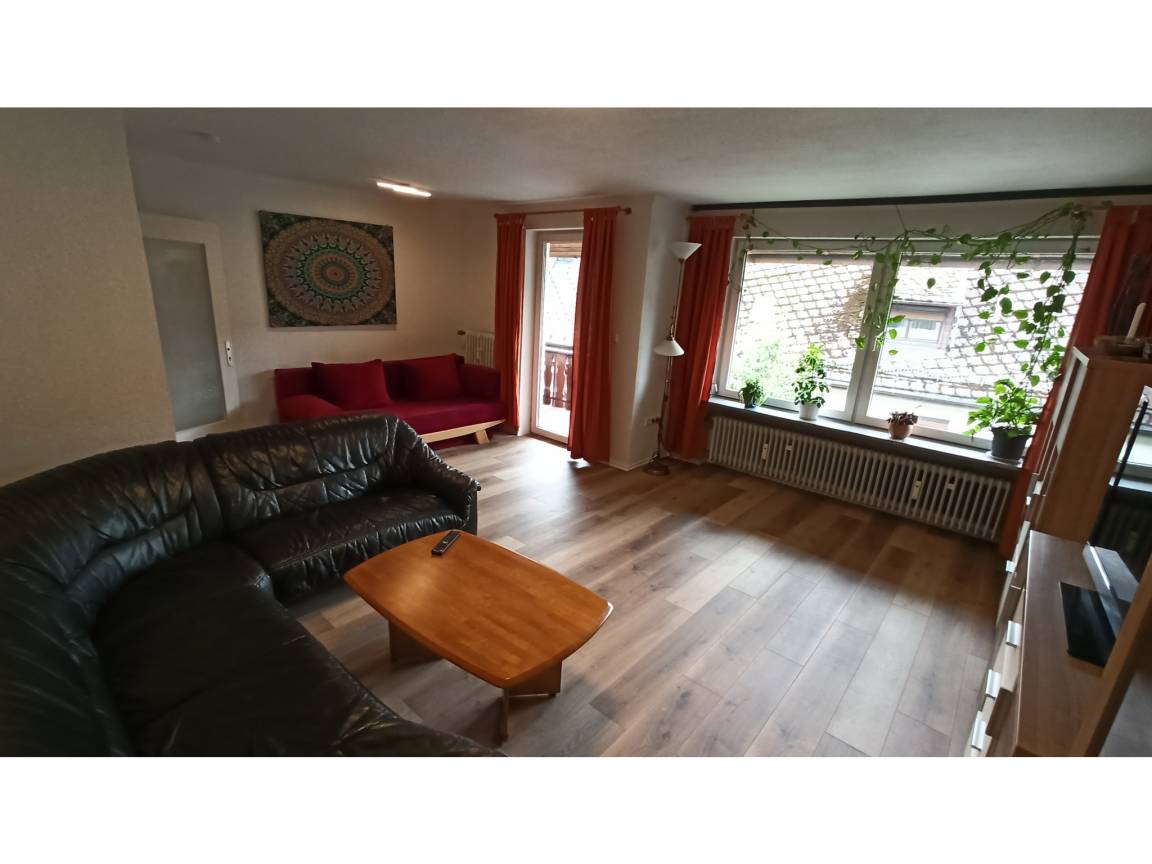 Ferienwohnung ∙ 2 Schlafzimmer ∙ 4 Gäste - Kronach