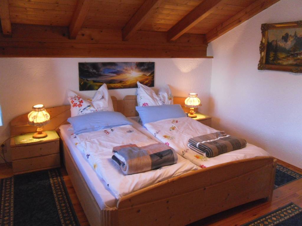 90 M² Ferienwohnung ∙ 2 Schlafzimmer ∙ 5 Gäste - Grassau