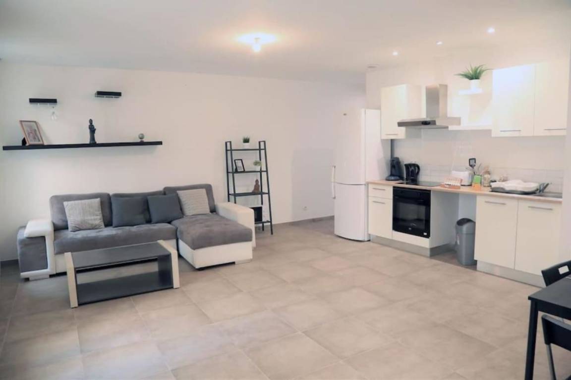 55 M² Apartamento ∙ 1 Habitación ∙ 2 Huéspedes - Jardin de la Magalone de Marseille