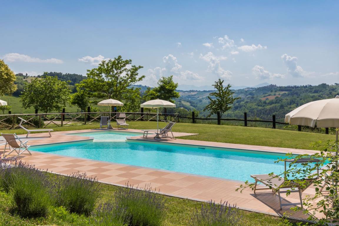 310 M² Villa ∙ 5 Camere Da Letto ∙ 16 Ospiti - Fermo