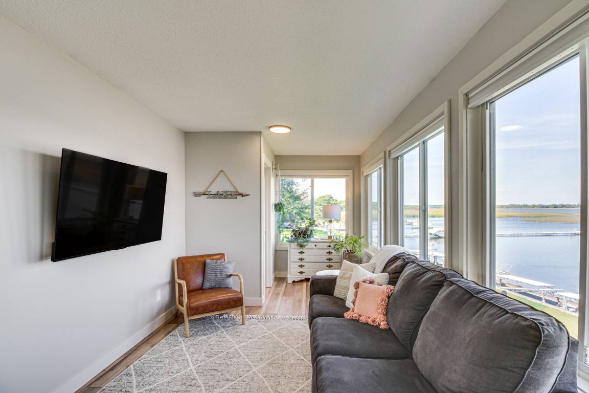 143 M² Cottage ∙ 3 Bedrooms ∙ 8 Guests - Minnesota