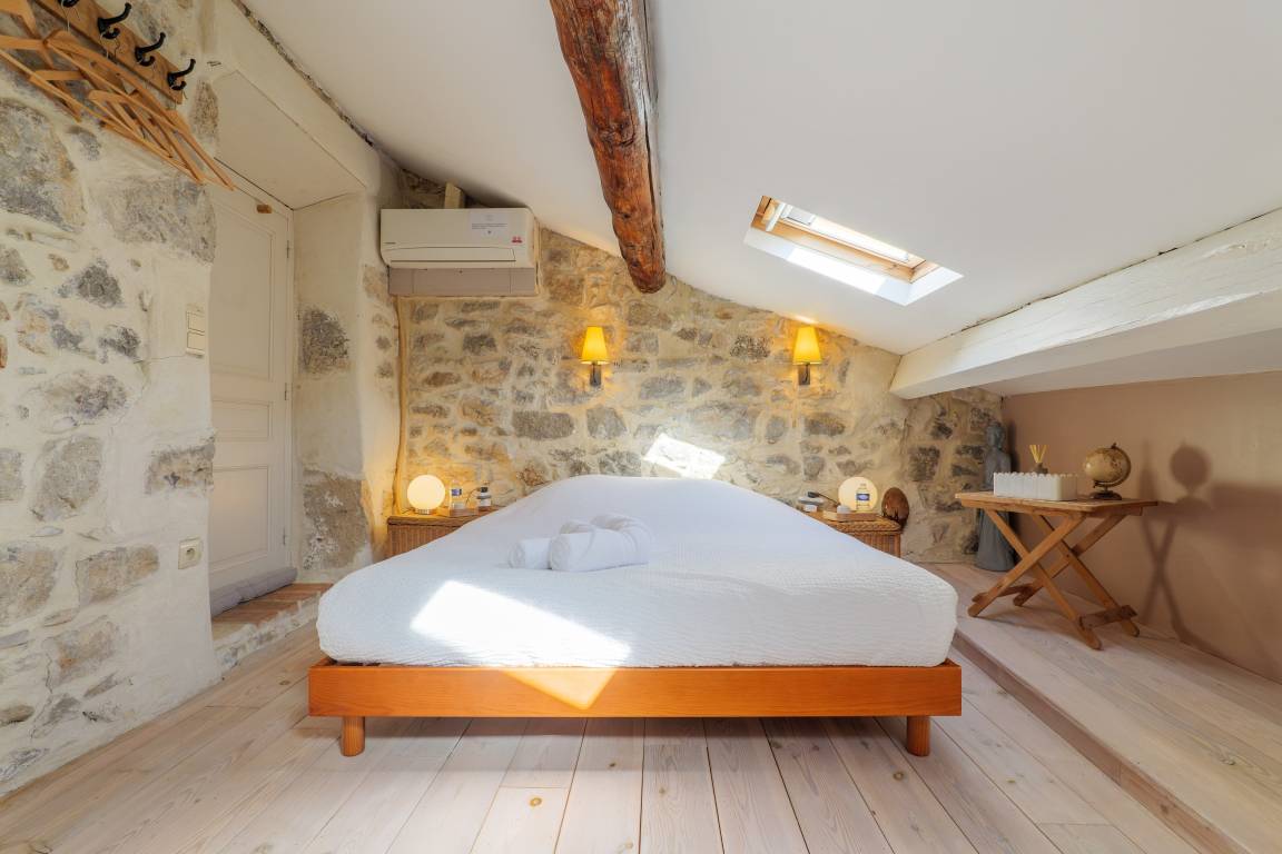 19 M² Chambre D'hôtes ∙ 1 Chambre ∙ 2 Personnes - Balazuc
