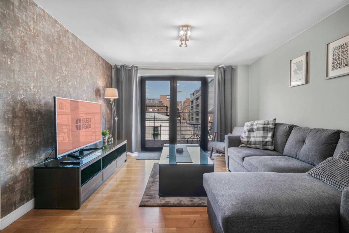 Ferienwohnung ∙ 2 Schlafzimmer ∙ 5 Gäste - Liverpool