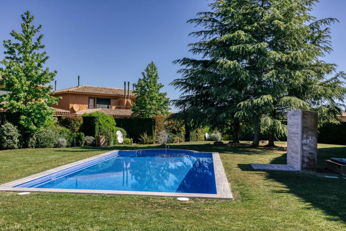 150 M² Villa ∙ 4 Chambres ∙ 7 Personnes - Navata