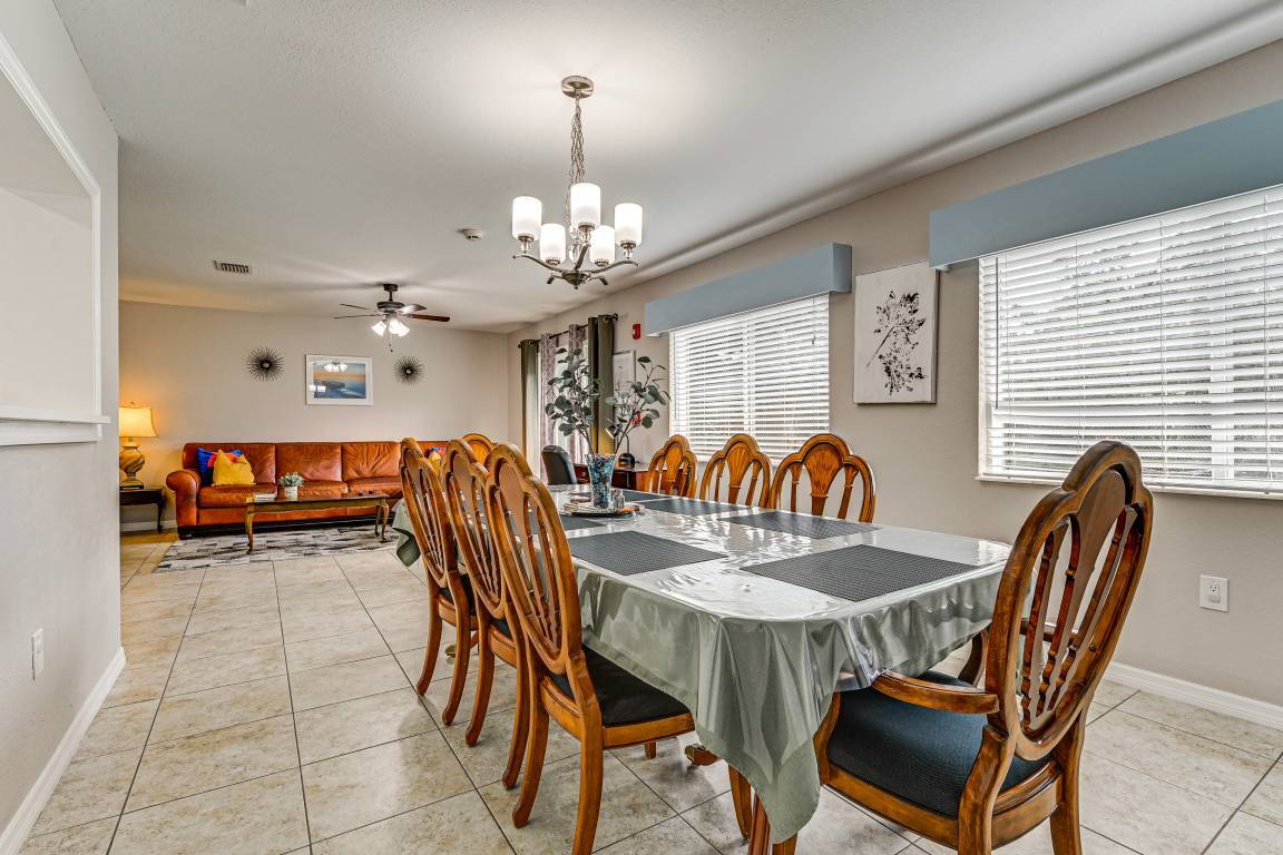 290 M² House ∙ 5 Bedrooms ∙ 14 Guests - Tampa, FL