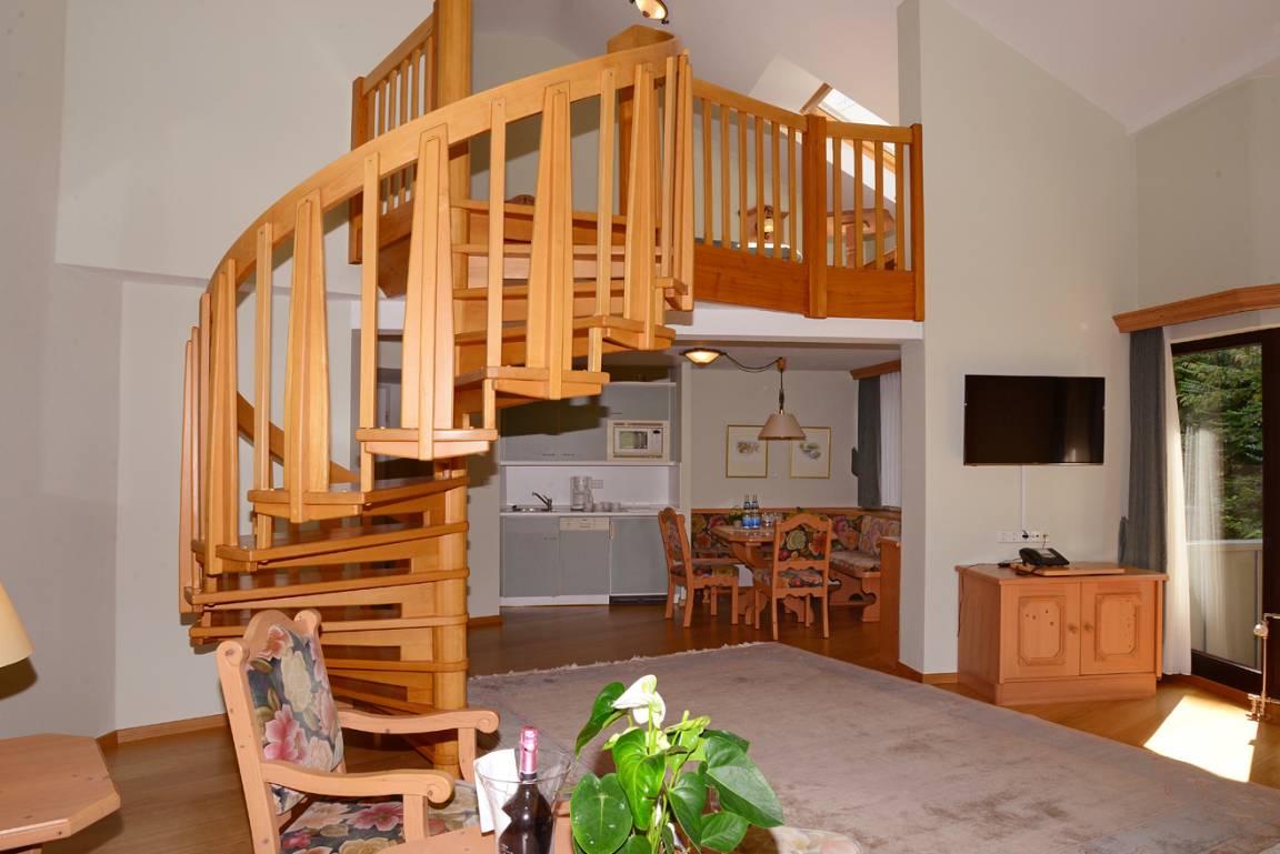 90 M² Ferienwohnung ∙ 1 Schlafzimmer ∙ 4 Gäste - Sasbachwalden