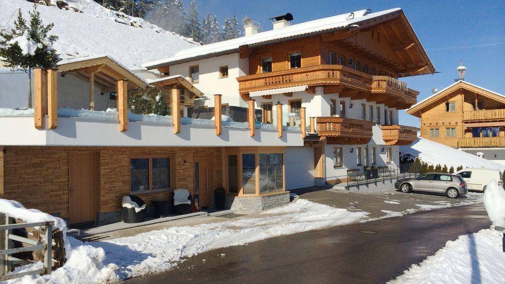 Apartment ∙ 2 Bedrooms ∙ 6 Guests - Gerlos