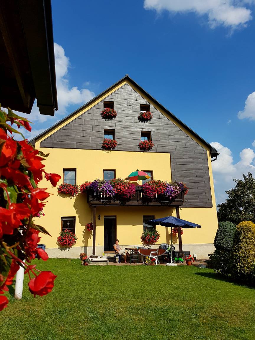 54 M² Ferienwohnung ∙ 1 Schlafzimmer ∙ 4 Gäste - Bärenstein