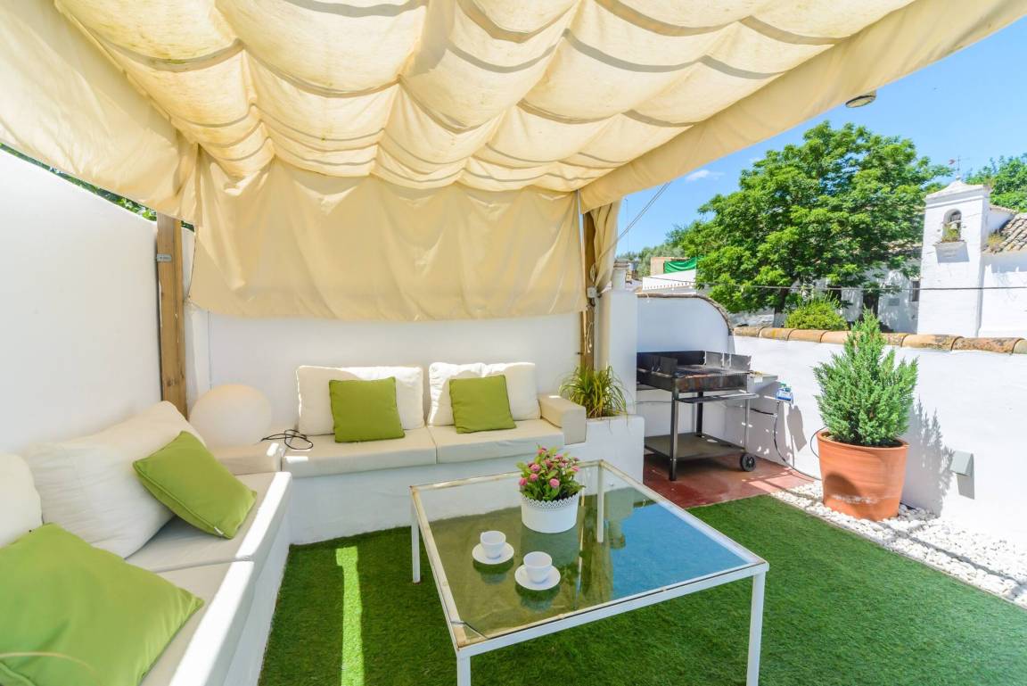 120 M² Apartamento ∙ 4 Habitaciones ∙ 10 Huéspedes - Palma del Río
