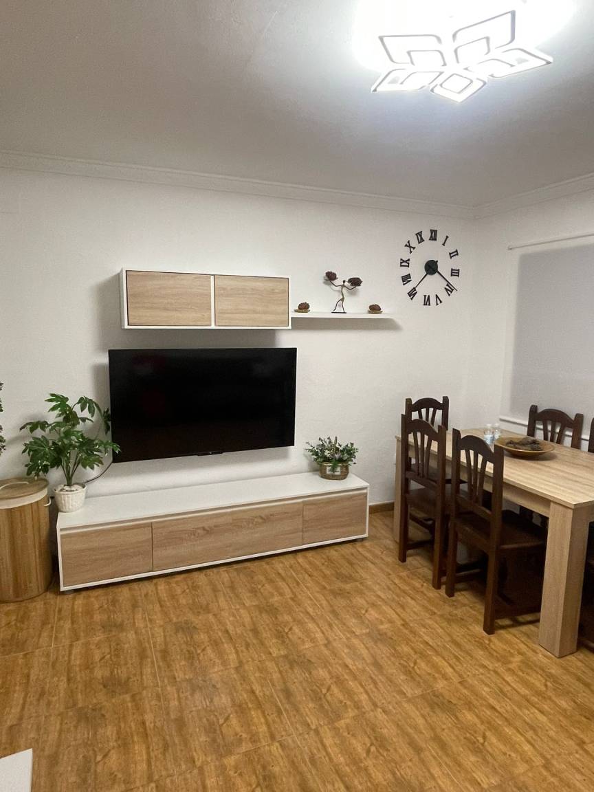 69 M² Ferienwohnung ∙ 3 Schlafzimmer ∙ 7 Gäste - Ronda