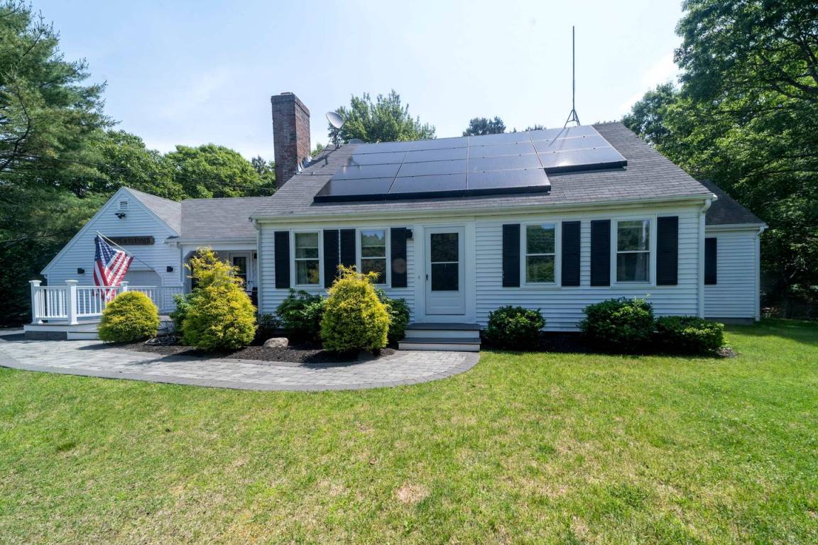 House ∙ 4 Bedrooms ∙ 11 Guests - Black Beach, Falmouth
