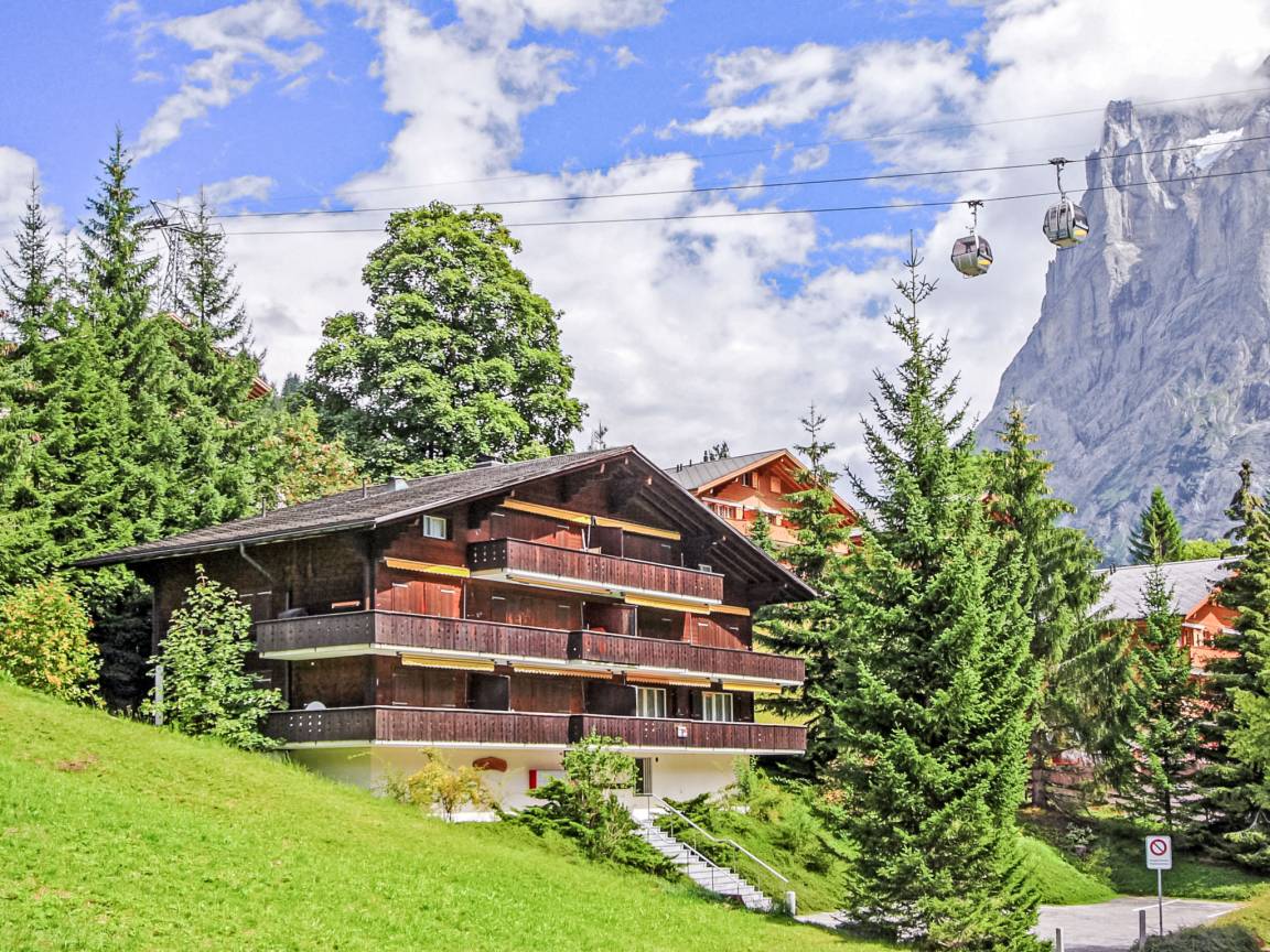 100 M² Apartment ∙ 3 Bedrooms ∙ 6 Guests - Meiringen