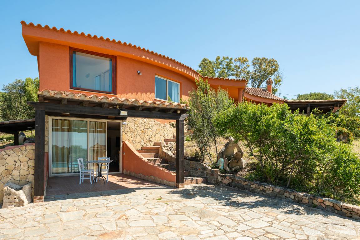 50 M² Casa ∙ 1 Habitación ∙ 4 Huéspedes - Solanas