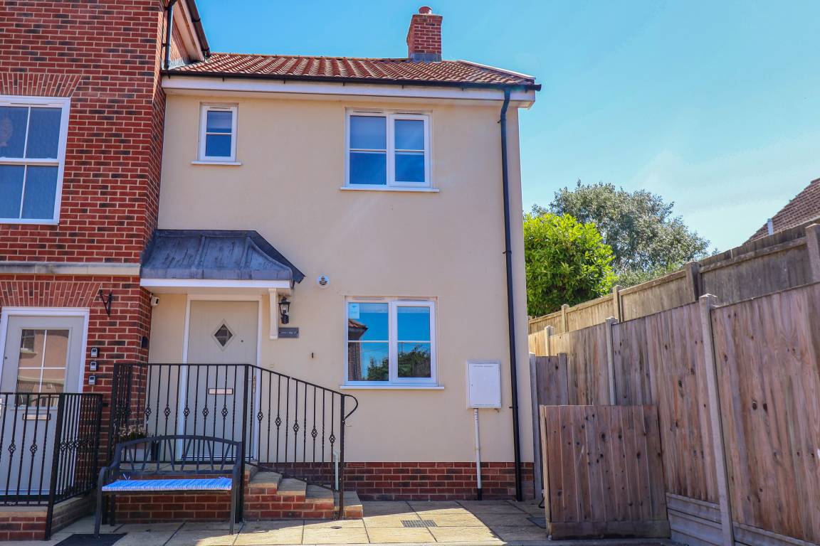 Cottage ∙ 2 Bedrooms ∙ 4 Guests - Aldeburgh