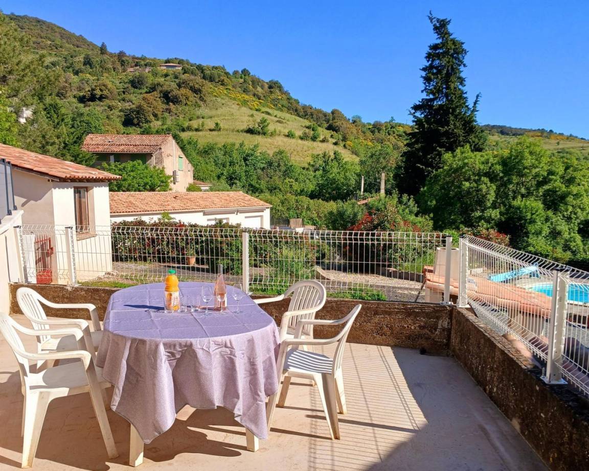 60 M² Gîte ∙ 2 Chambres ∙ 4 Personnes - Olargues