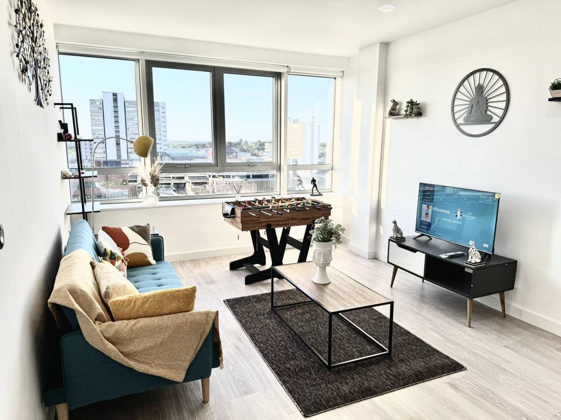 60 M² Apartment ∙ 2 Bedrooms ∙ 5 Guests - Bracknell
