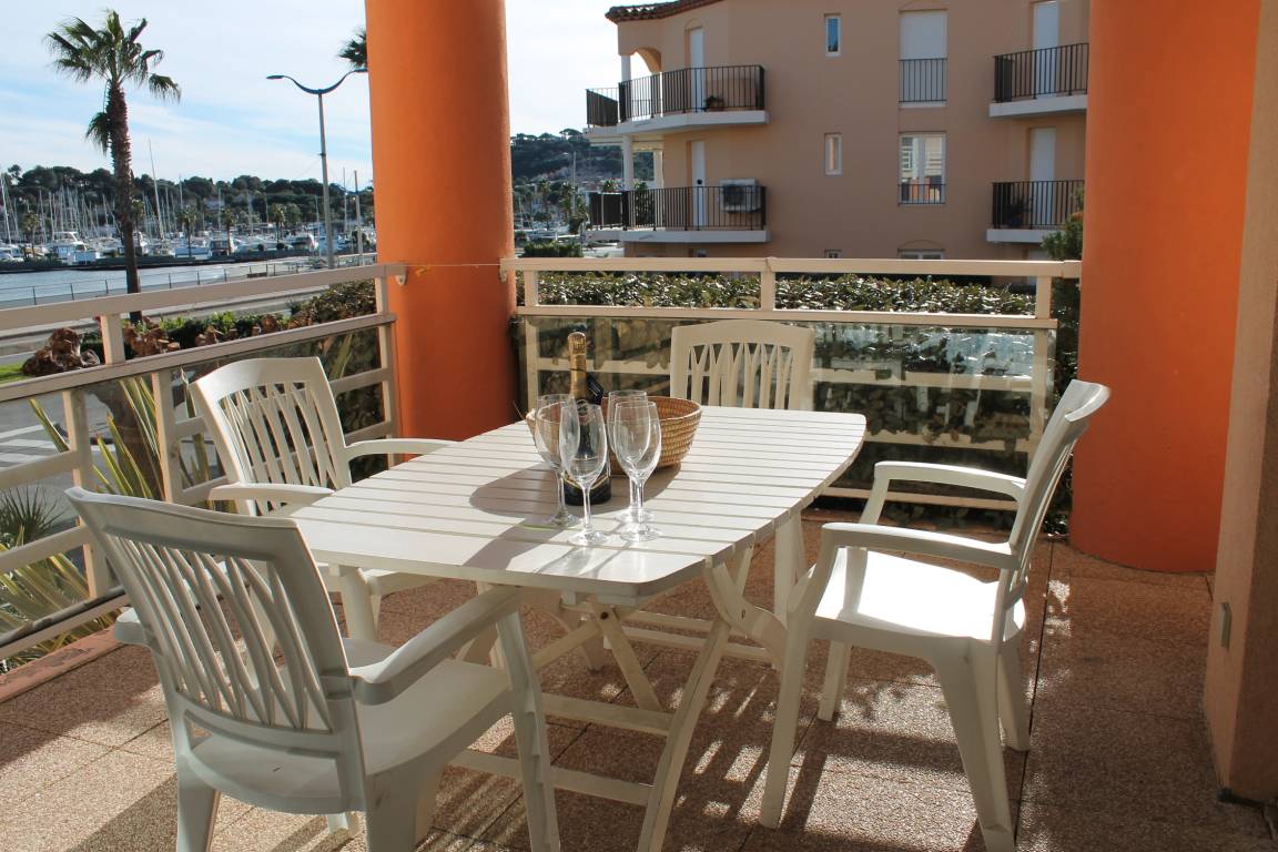 33 M² Appartement ∙ 1 Chambre ∙ 4 Personnes - Plage de Pramousquier