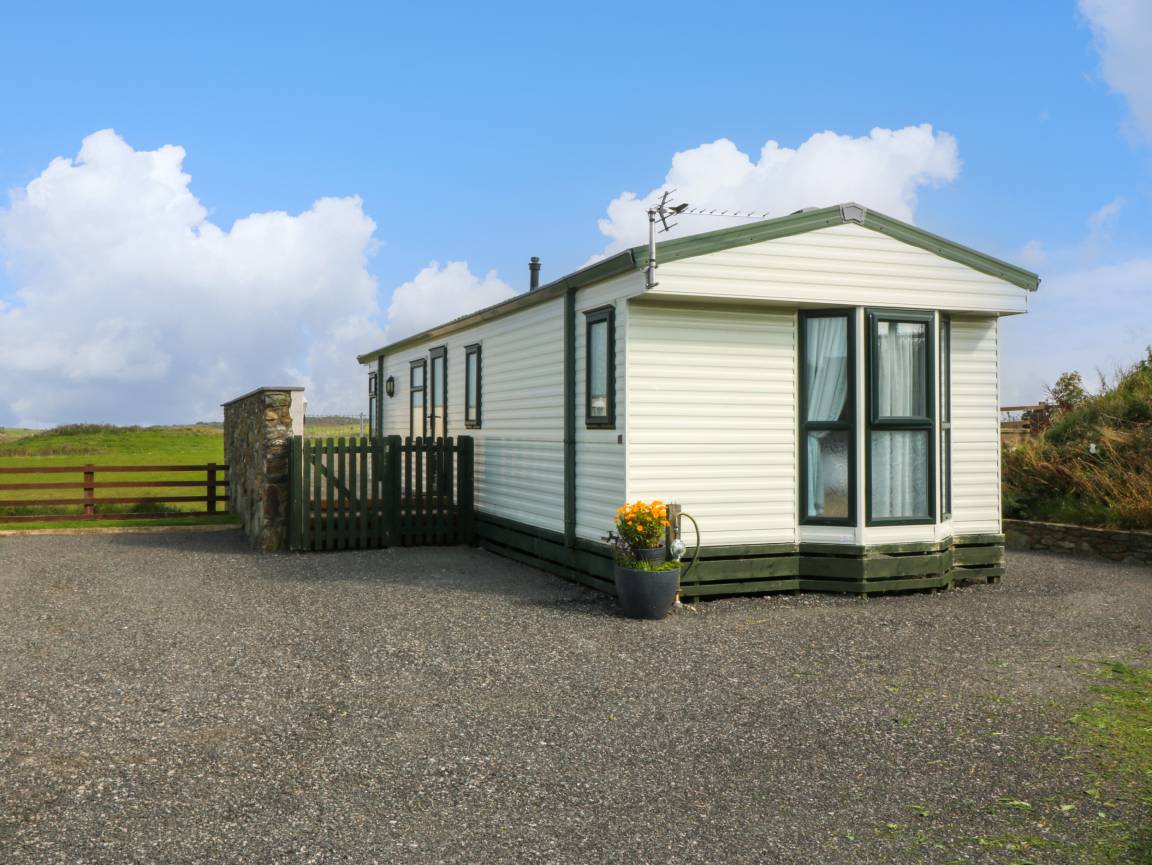 Cottage ∙ 2 Bedrooms ∙ 4 Guests - Anglesey