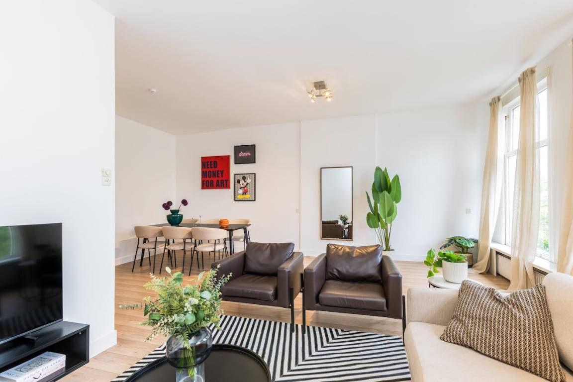 85 M² Ferienwohnung ∙ 1 Schlafzimmer ∙ 6 Gäste - Delft