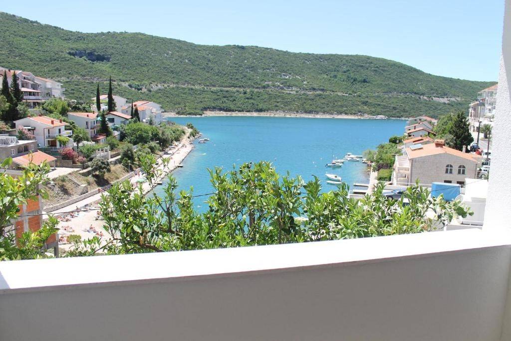 20 M² Ferienwohnung ∙ 1 Schlafzimmer ∙ 3 Gäste - Neum