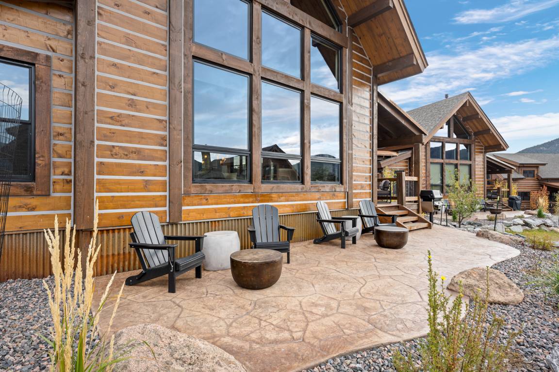 147 M² Cabin ∙ 2 Bedrooms ∙ 6 Guests - Estes Park, CO