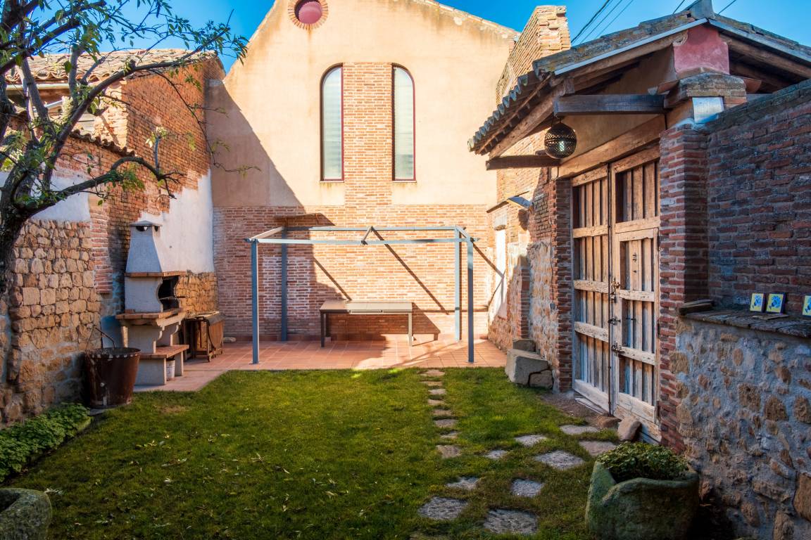 400 M² Ferienhaus ∙ 8 Schlafzimmer ∙ 16 Gäste - Salamanca, Spanien