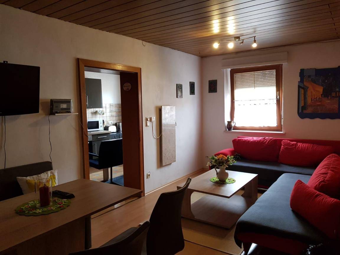 137 M² Ferienhaus ∙ 5 Schlafzimmer ∙ 9 Gäste - Eggenfelden