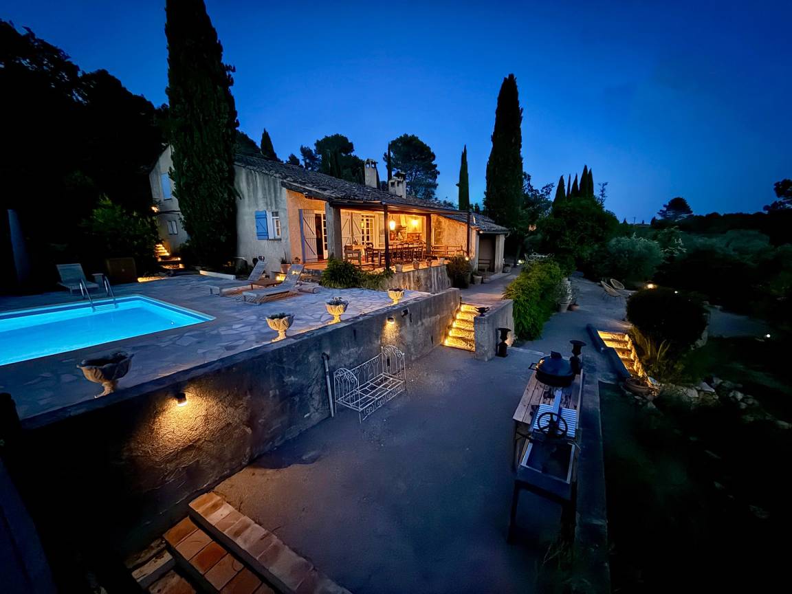 350 M² Maison De Vacances ∙ 6 Chambres ∙ 12 Personnes - Cotignac