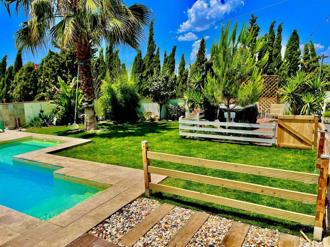 200 M² Huis ∙ 4 Slaapkamers ∙ 7 Gasten - Otura