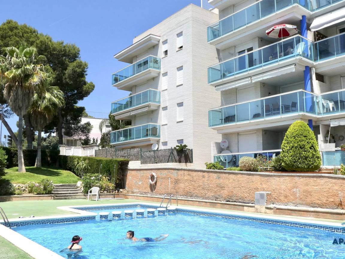 70 M² Apartment ∙ 2 Bedrooms ∙ 5 Guests - Tarragona