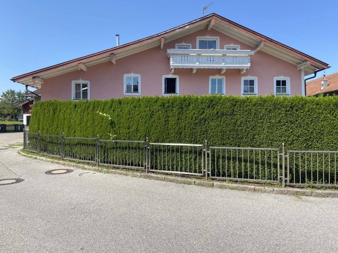 67 M² Ferienwohnung ∙ 2 Schlafzimmer ∙ 3 Gäste - Taching am See