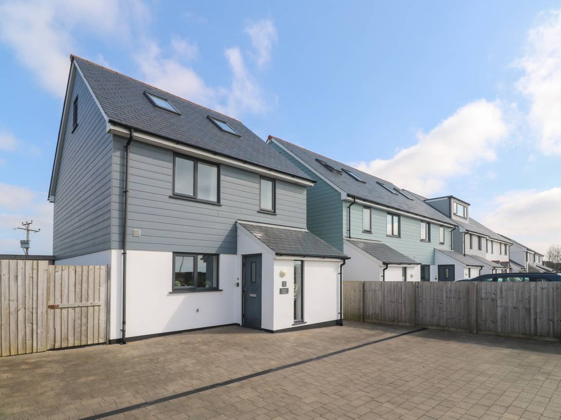 Cottage ∙ 4 Bedrooms ∙ 7 Guests - Marazion