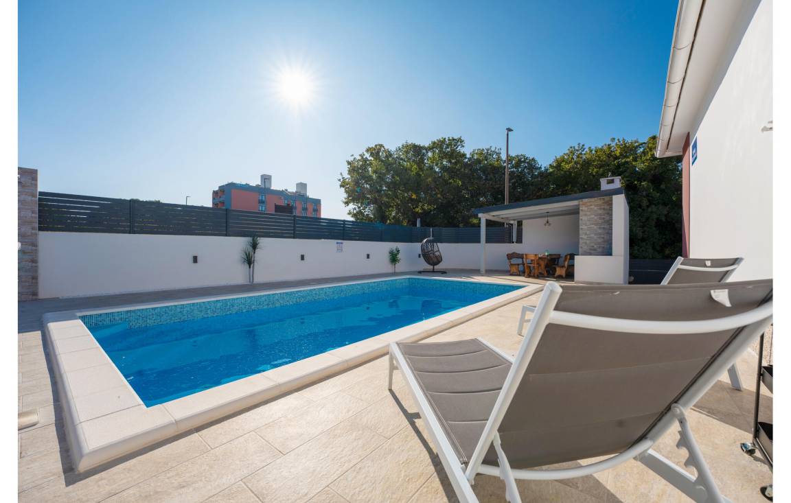 130 M² Maison De Vacances ∙ 3 Chambres ∙ 8 Personnes - Biograd na Moru