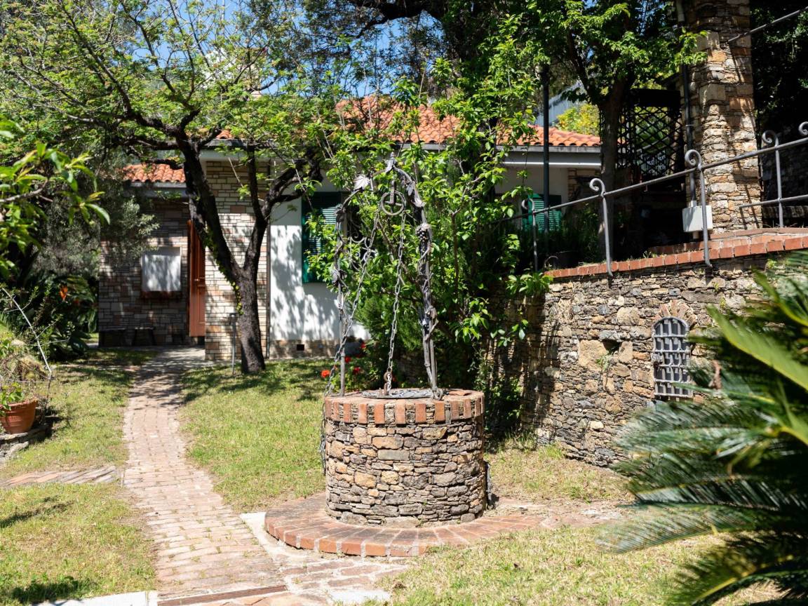 120 M² Villa ∙ 1 Schlafzimmer ∙ 6 Gäste - Alassio