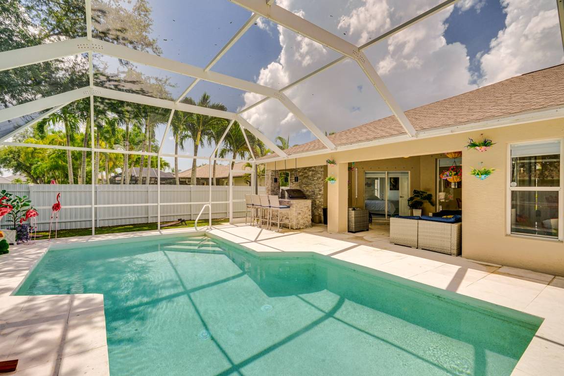 164 M² House ∙ 3 Bedrooms ∙ 9 Guests - Cape Coral, FL