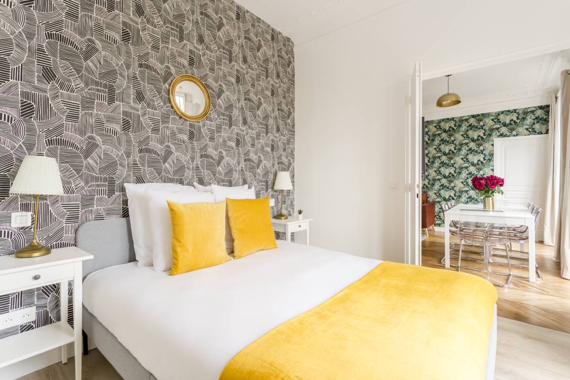 162 M² Appartement ∙ 5 Chambres ∙ 14 Personnes - Paris