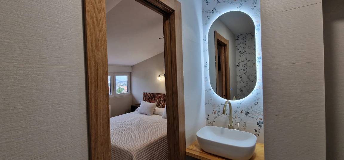 20 M² Bed & Breakfast ∙ 1 Habitación ∙ 3 Huéspedes - Santillana del Mar