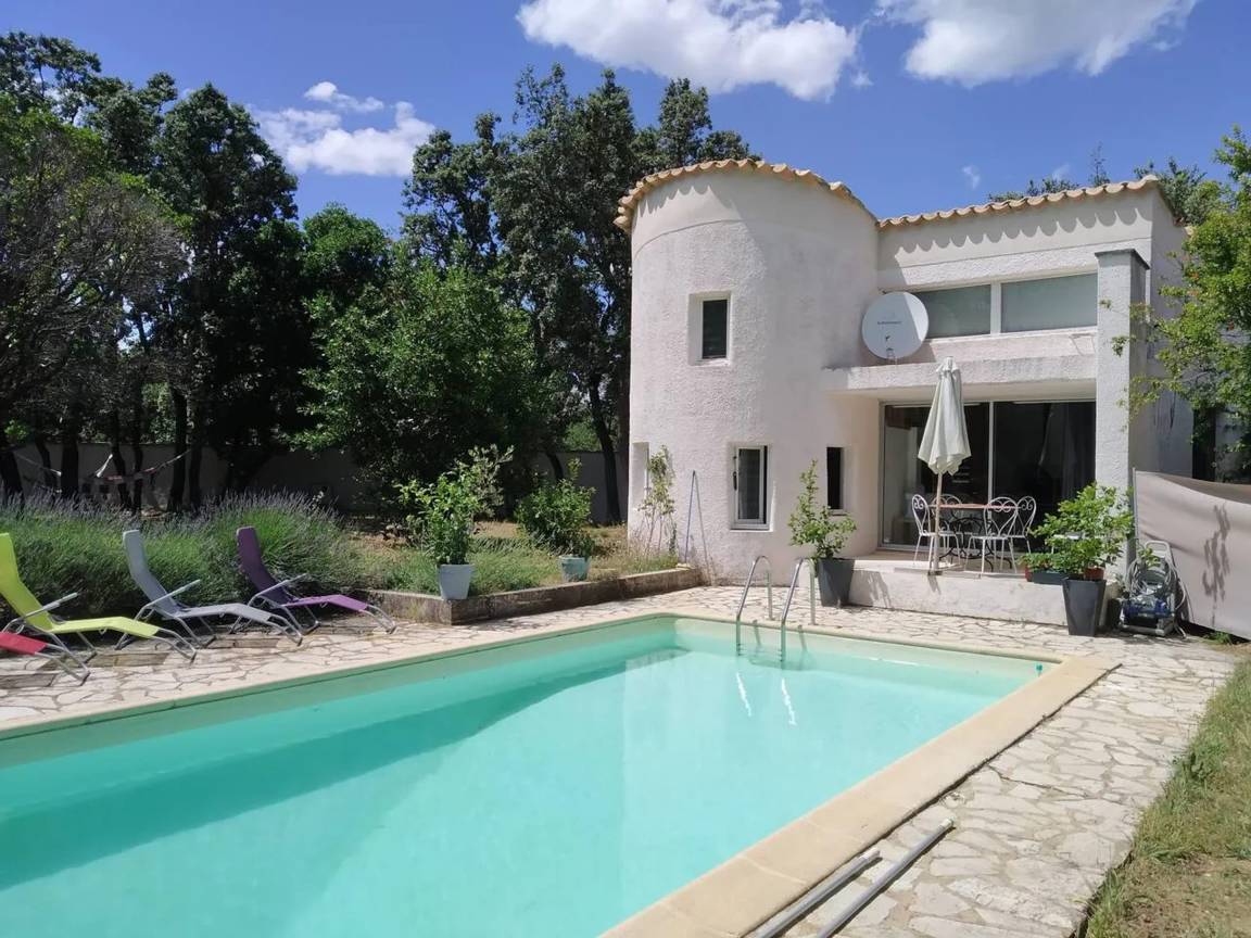 60 M² Huis ∙ 2 Slaapkamers ∙ 6 Gasten - Vers-Pont-du-Gard
